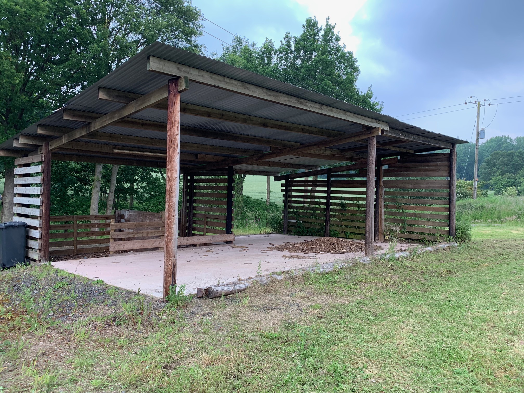 multi purpose shelter – Patshull